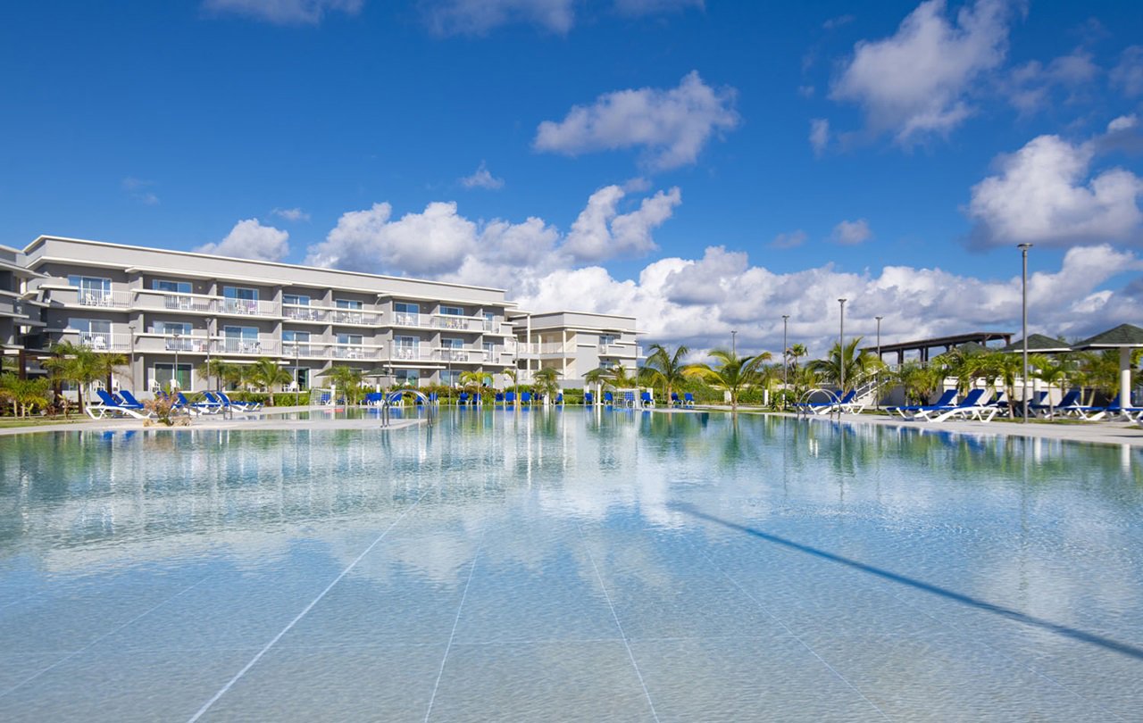 All Inclusive Vacations from Ottawa | Cheap Vacation Packages | Red Tag ...