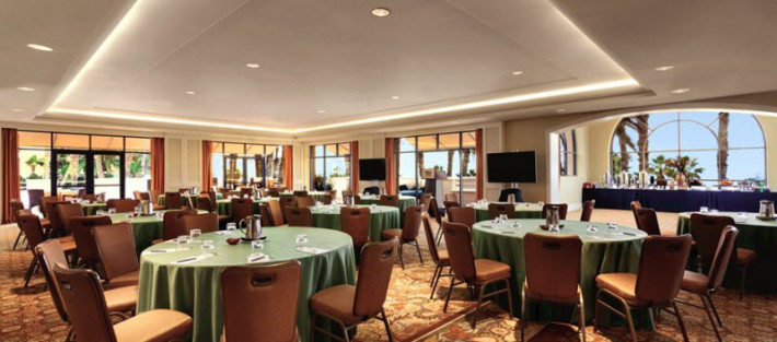 The Waterfront Beach Resort a Hilton Hotel